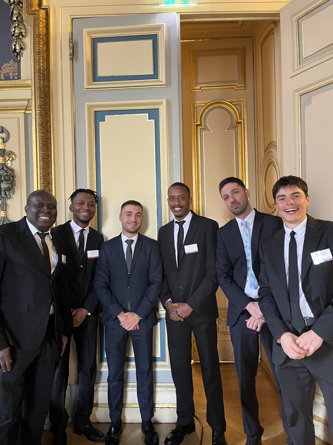 Contactez facilement l'équipe traiteur et restaurateur Prestal